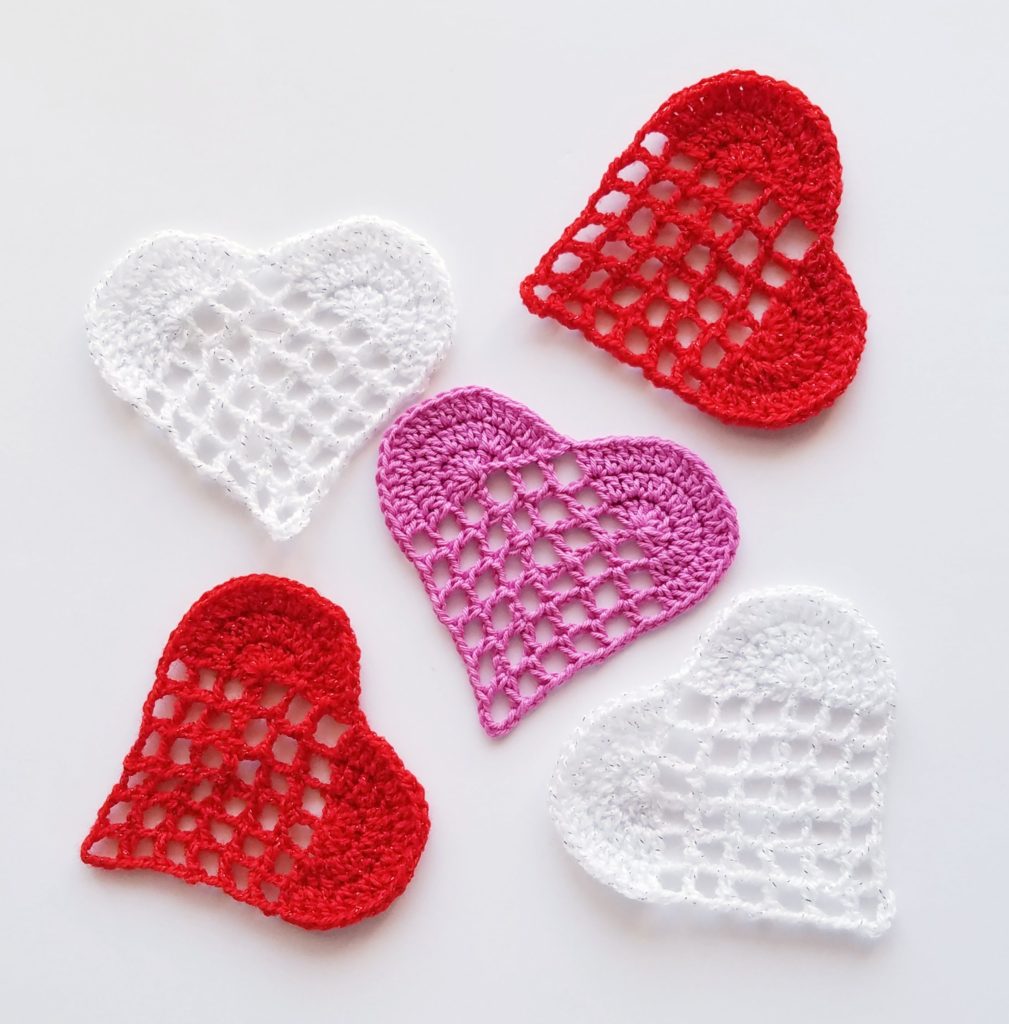12 Free Valentine’s Day Crochet Patterns - HandmadebyRaine