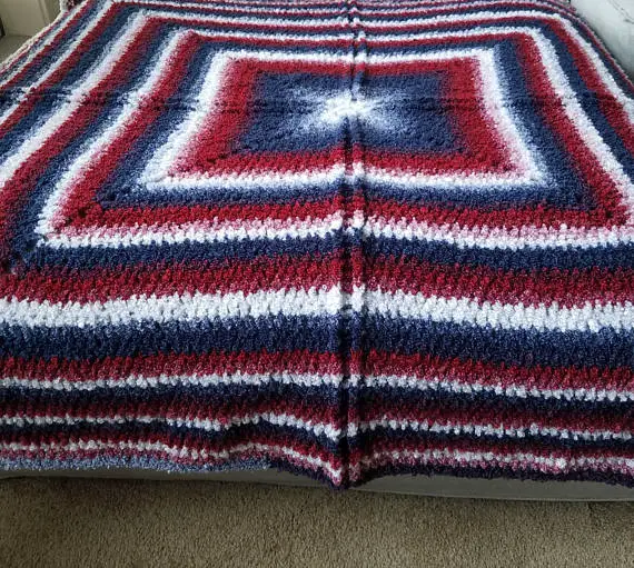 Red white blue crochet projects - HandmadebyRaine