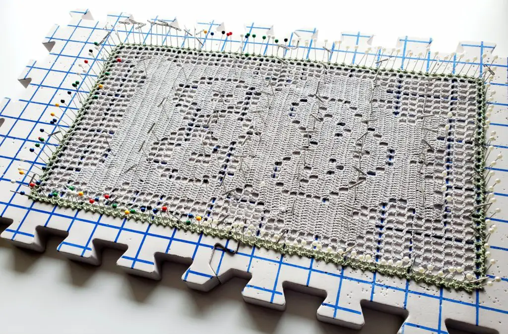 Owl Table Runner - HandmadebyRaine