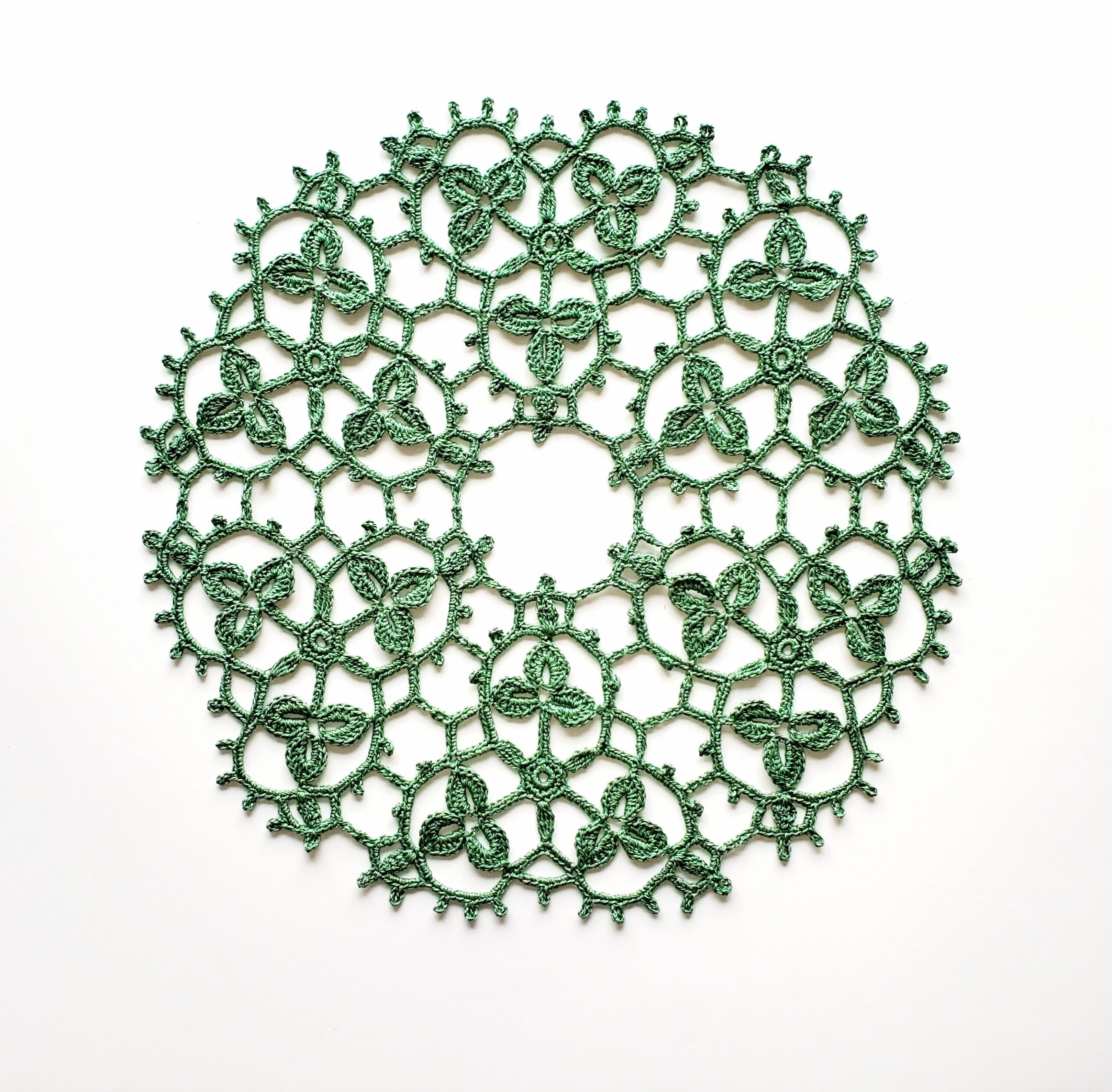 Clover Leaf Doily - HandmadebyRaine