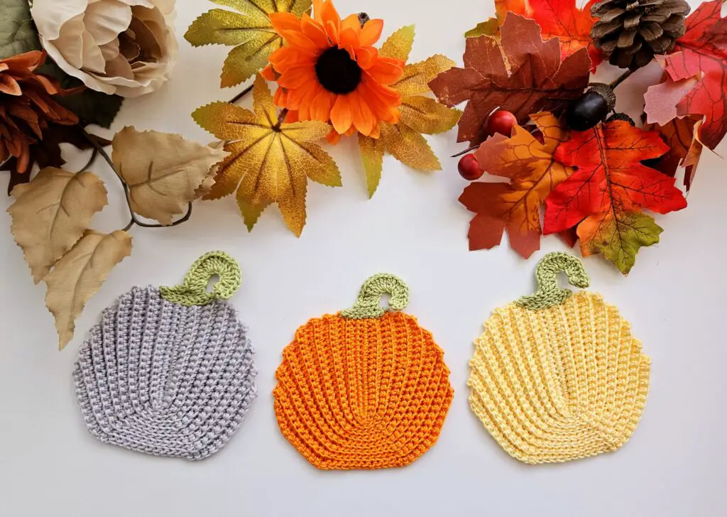 12 Free Fall Crochet Patterns - HandmadebyRaine