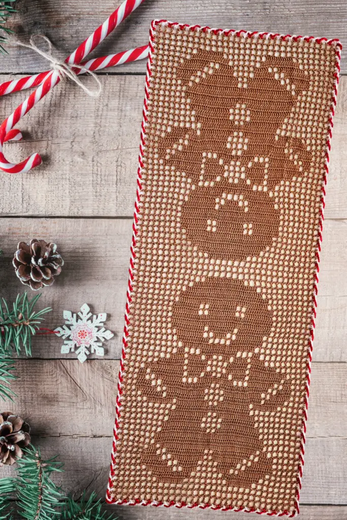 Gingerbread Man Table Runner - HandmadebyRaine