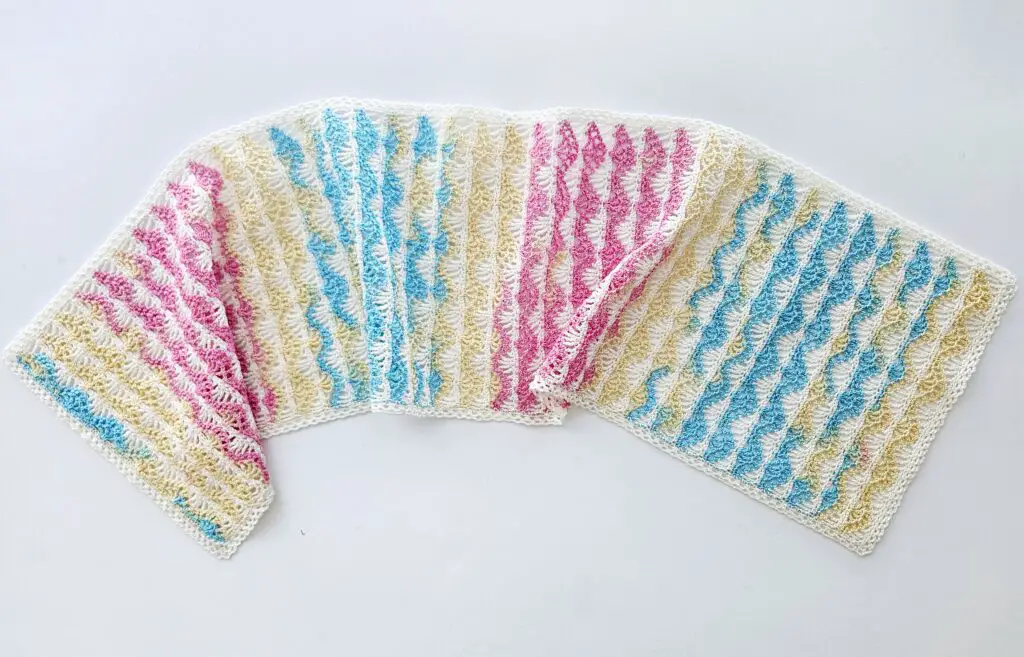 Ripple Waves Table Runner - HandmadebyRaine