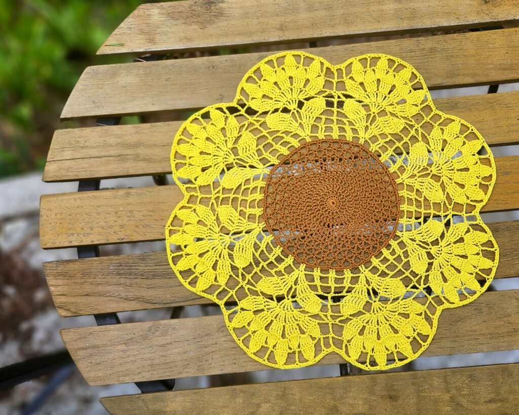 Sunflower Doily - HandmadebyRaine